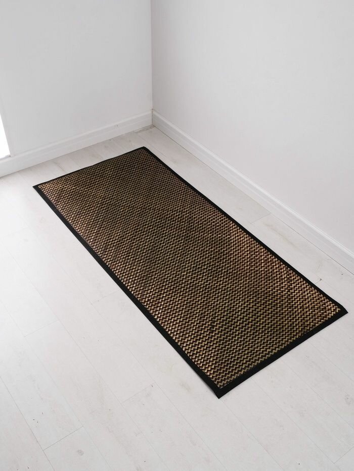 Коврик плетёный из листьев пандануса, 200 90 0.7 см 2 см