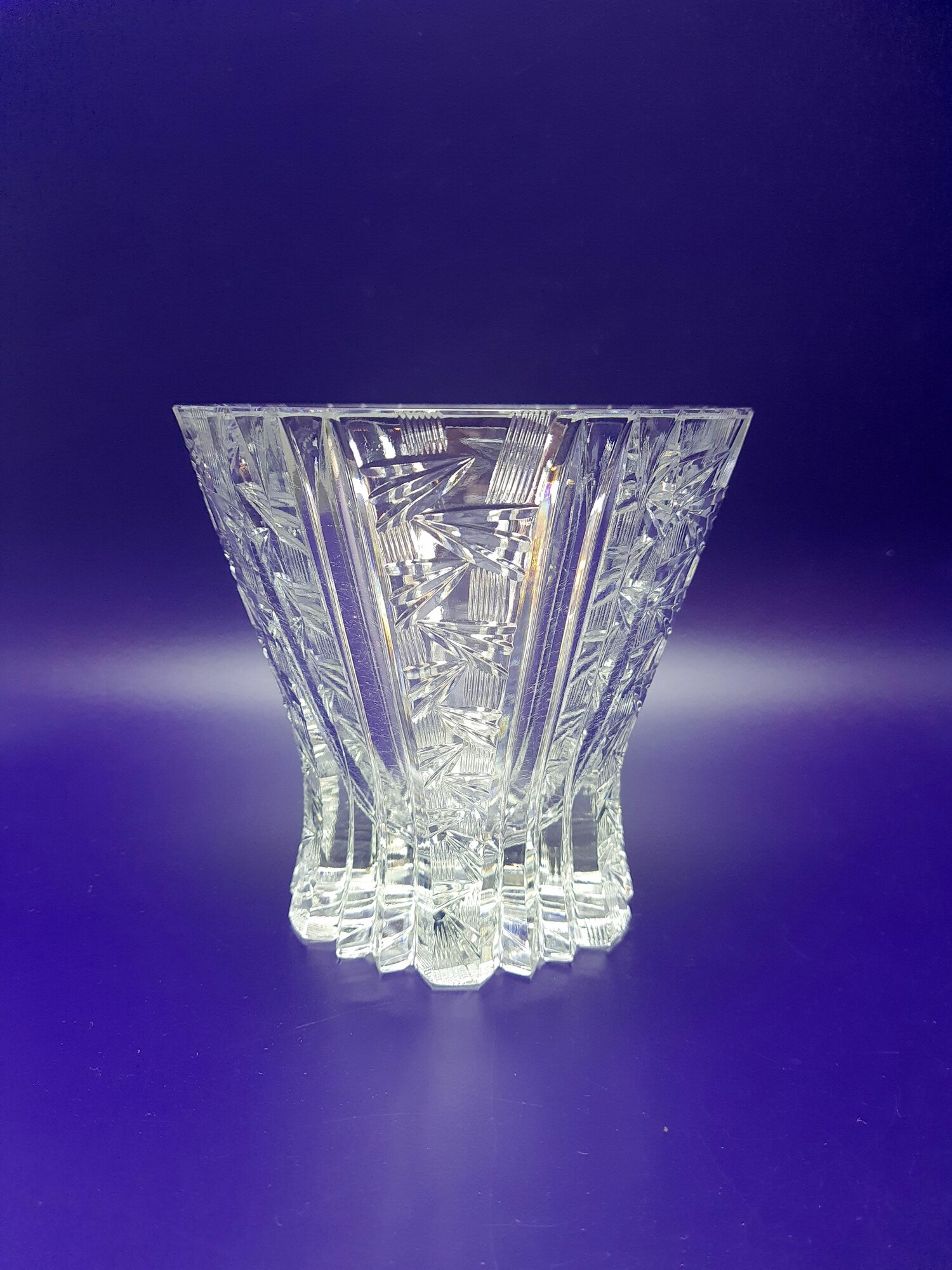 Винтажная хрустальная ваза интерьерная, 13 см, СССР, 50е