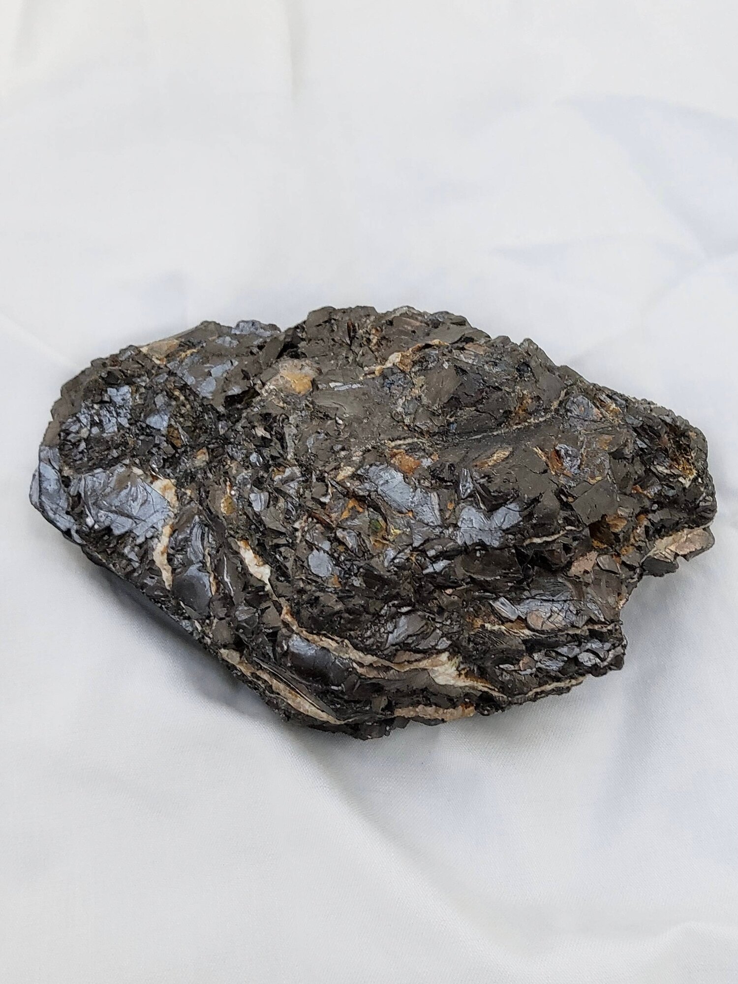 Шунгит натуральный элитный. Образец для коллекций 264 гр
