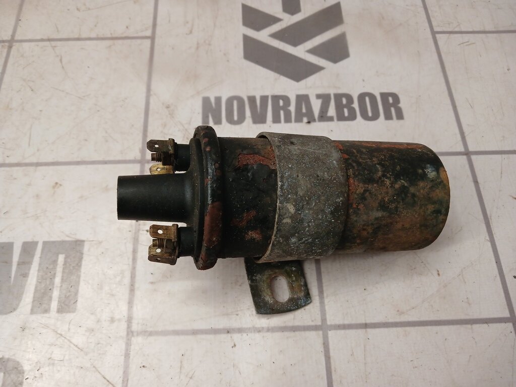 Катушка зажигания VW Passat B3 1988-1993