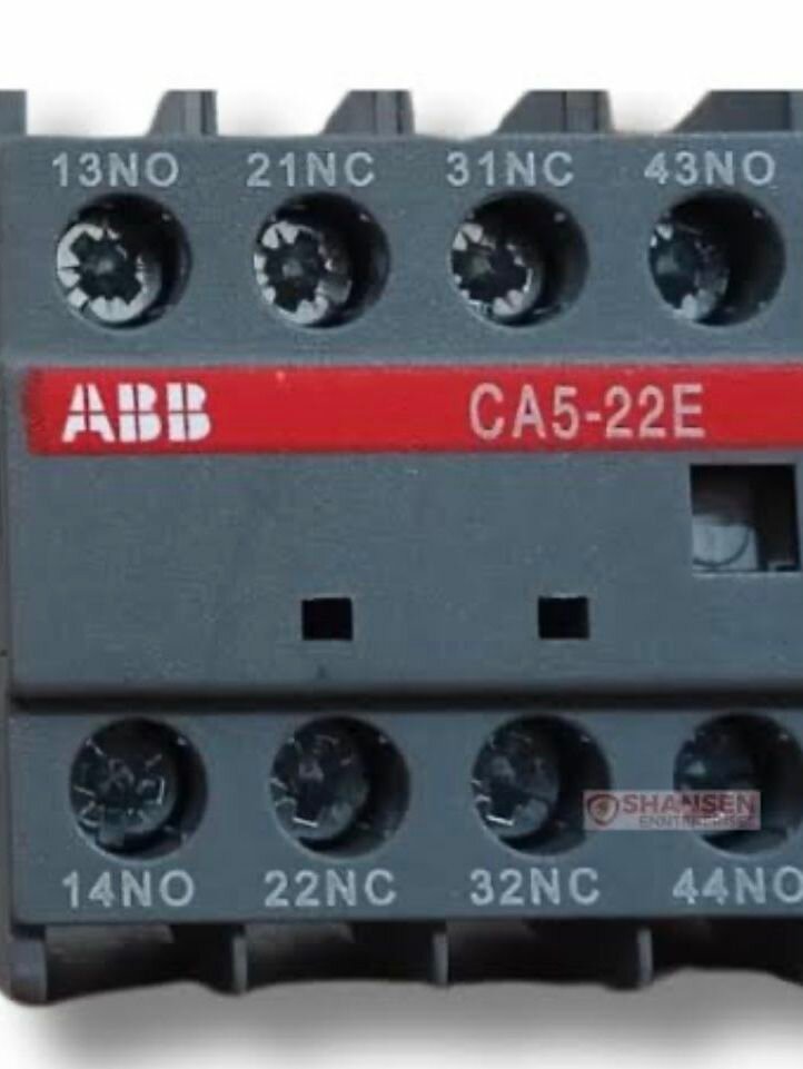 ABB Блок контактный CA5-22E (2НО+2НЗ) фронтальный для контакторов серии UA и GA
