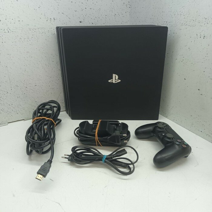 Игровая приставка Sony Play Station 4 Pro 1TB