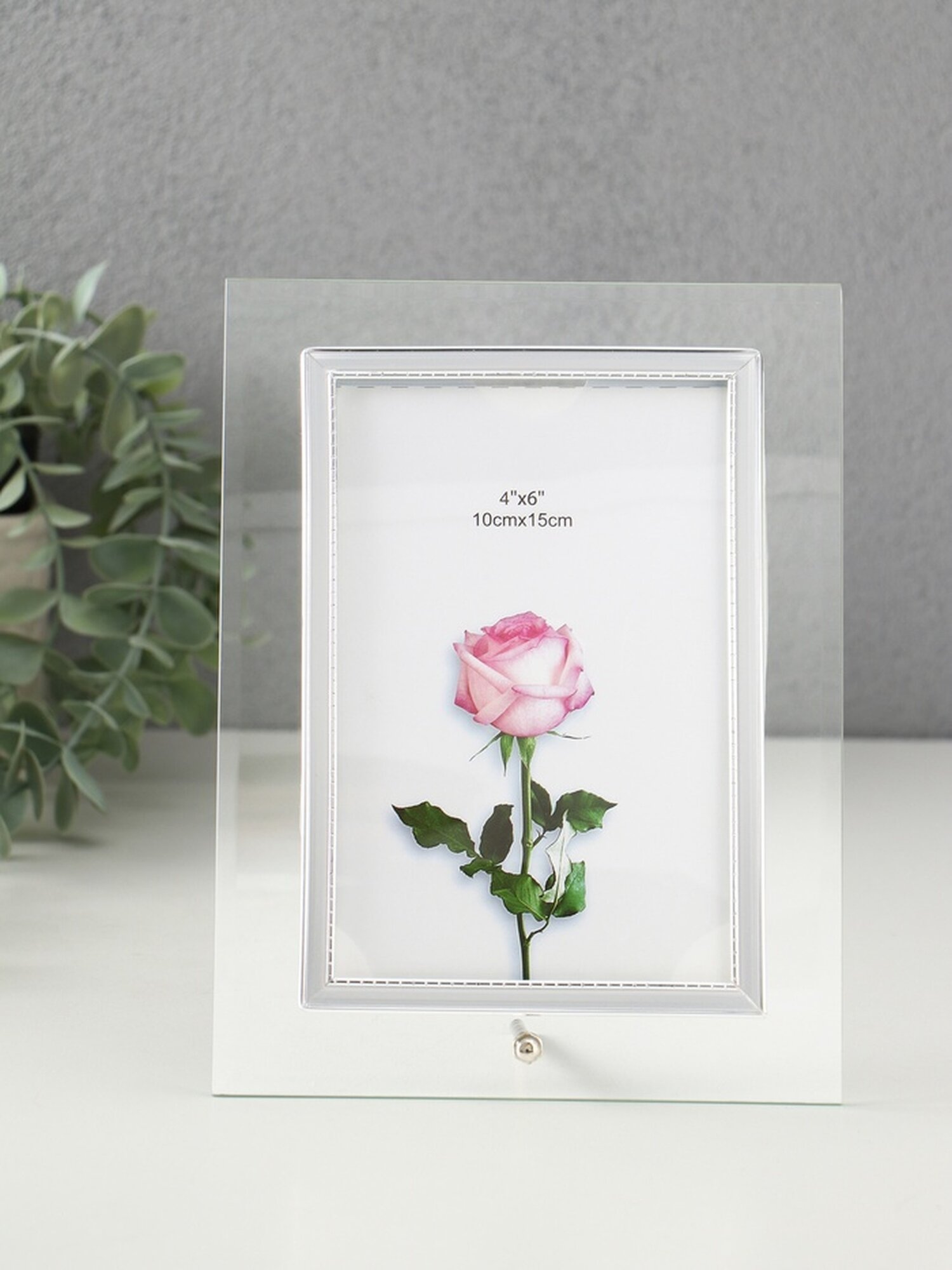 Фоторамка для фото 10×15 см «Серебряный кант», стекло, вертикальная, выгнутая, прозрачная, 15.5×20 см