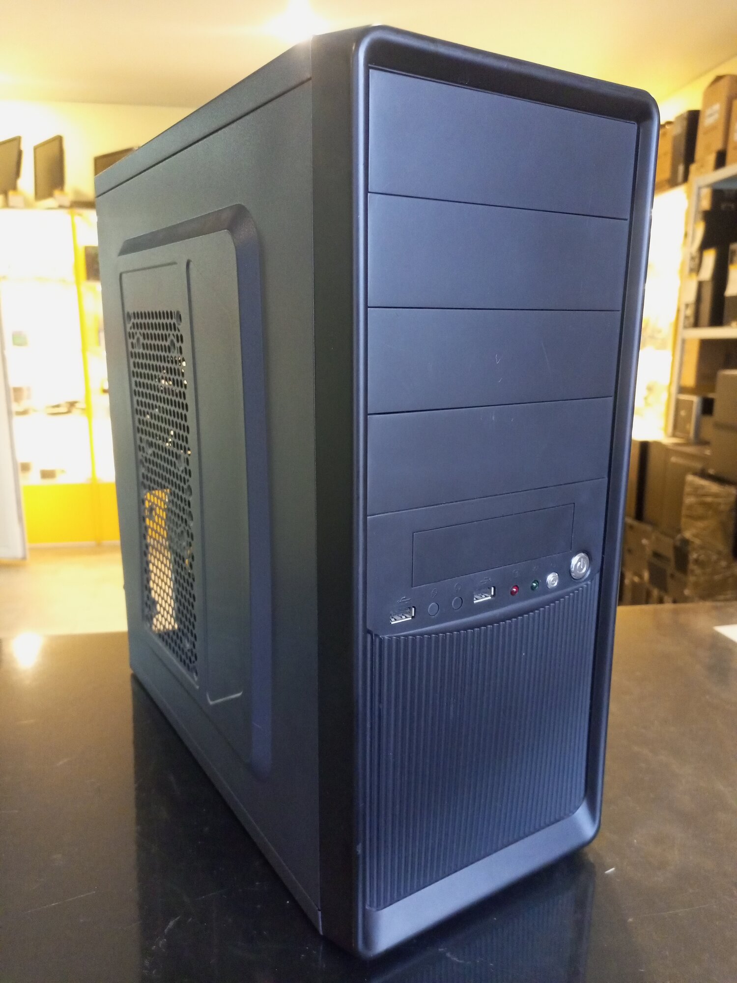 Игровой компьютер Core i5-4690 3.9Ghz, RX470 4Gb, 16Gb ddr3, ssd 256G + hdd 500g, 450w