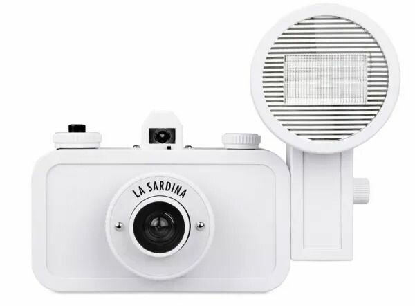Пленочный фотоаппарат 35мм новый La Sardina Do It Yourself Edition
