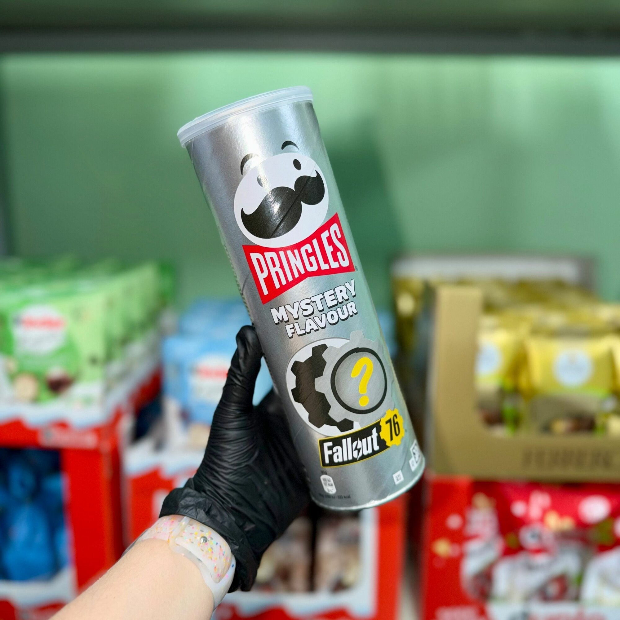 Картофельные чипсы Pringles Mystery Flavour /Принглс Загадочный вкус 165 гр.