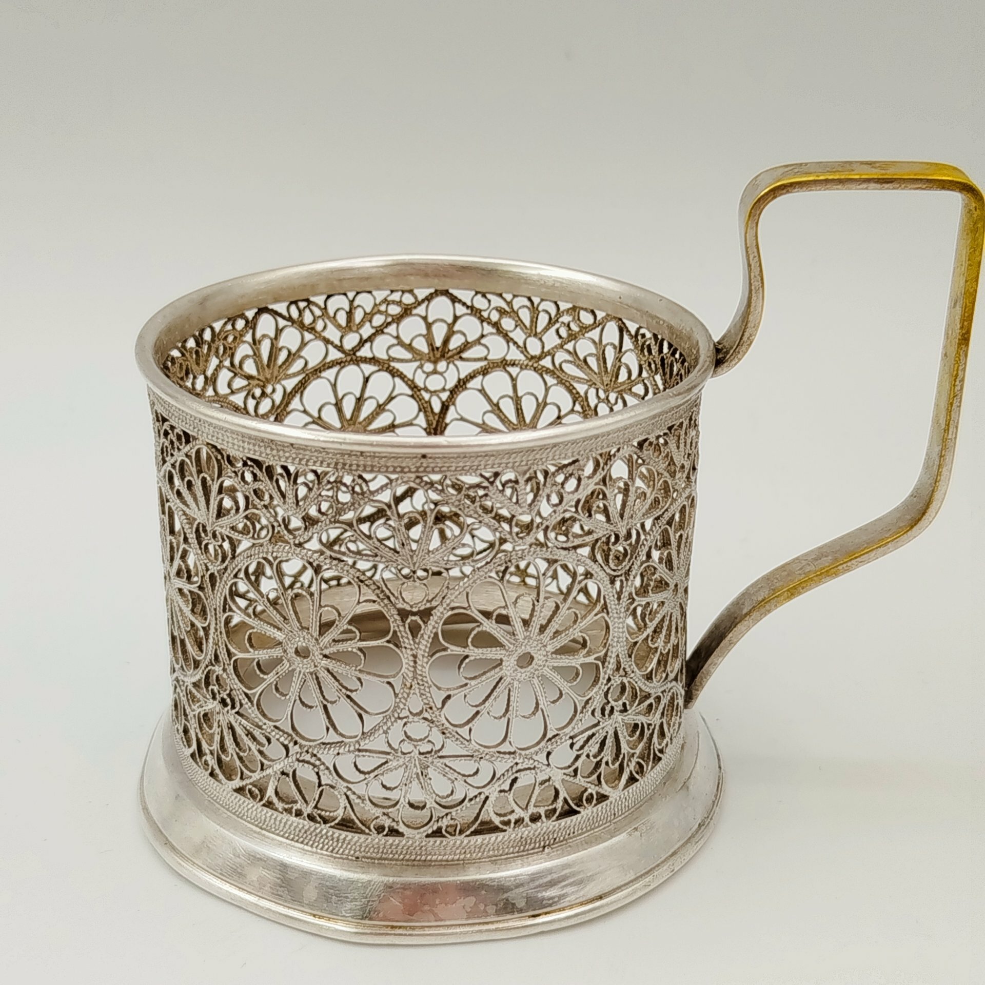 Подстаканник с ажурным цветочным декором, металл, скань