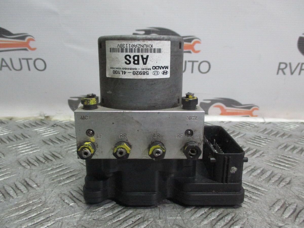 Блок ABS, насос Kia Rio 3 1.6 2011-2017 589204L100