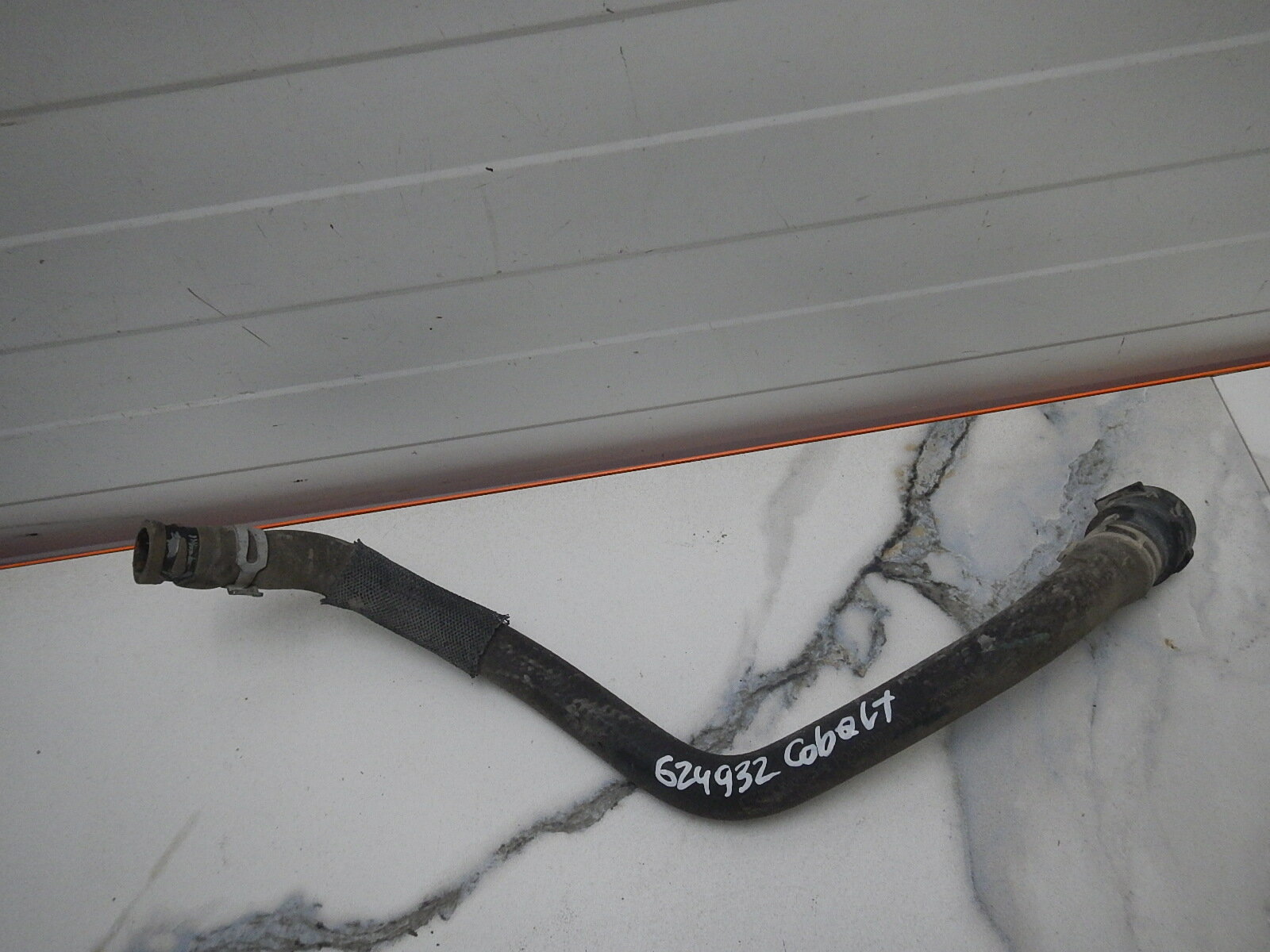 Б/У Патрубок отопителя, Chevrolet (Шевроле)-COBALT (11-) CHEVROLET COBALT (11-) Без видимых повреждений. 624932 GENERAL ...