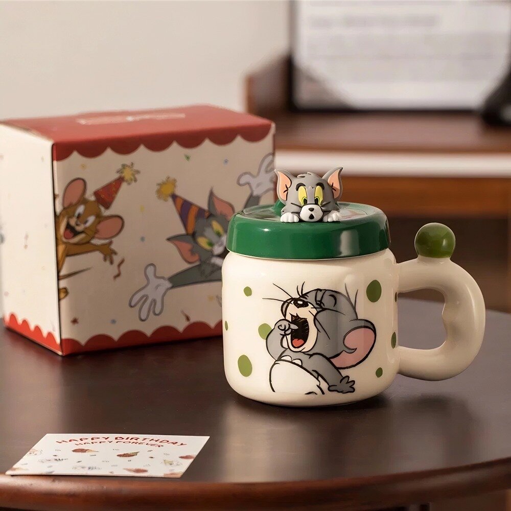 Кружка "Том и Джерри", с крышкой, керамика, коричневая, подарочная упаковка