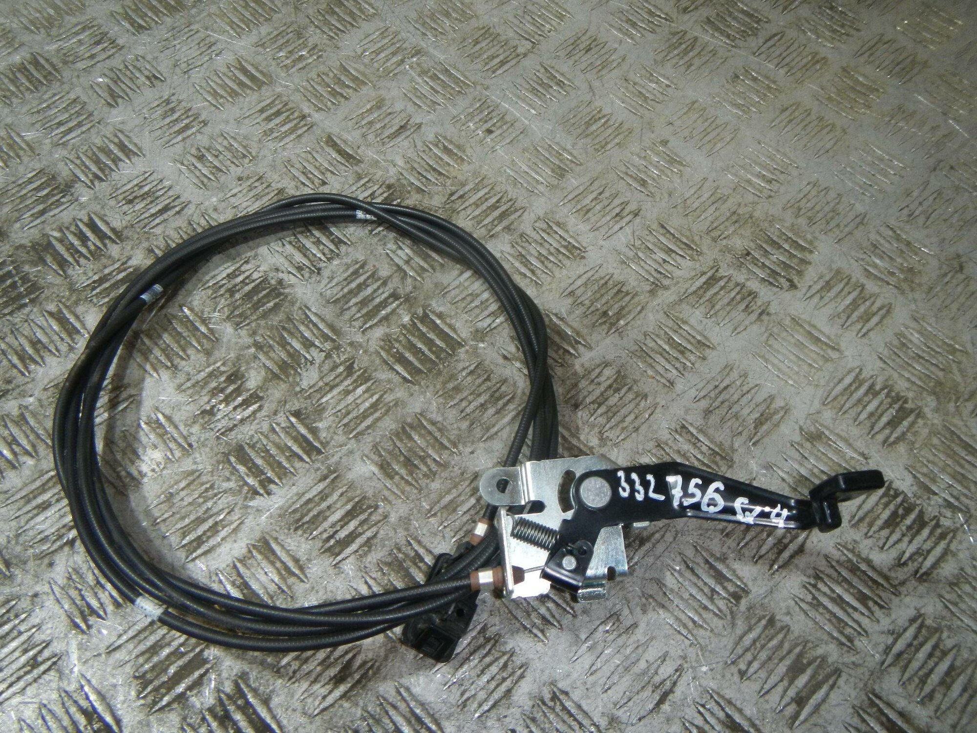 Б/У Ручка открывания лючка бензобака, Suzuki (Сузуки)-SX4 (14-) SUZUKI SX4 (14-) В сборе Без повреждений 332756 SUZUKI ар...