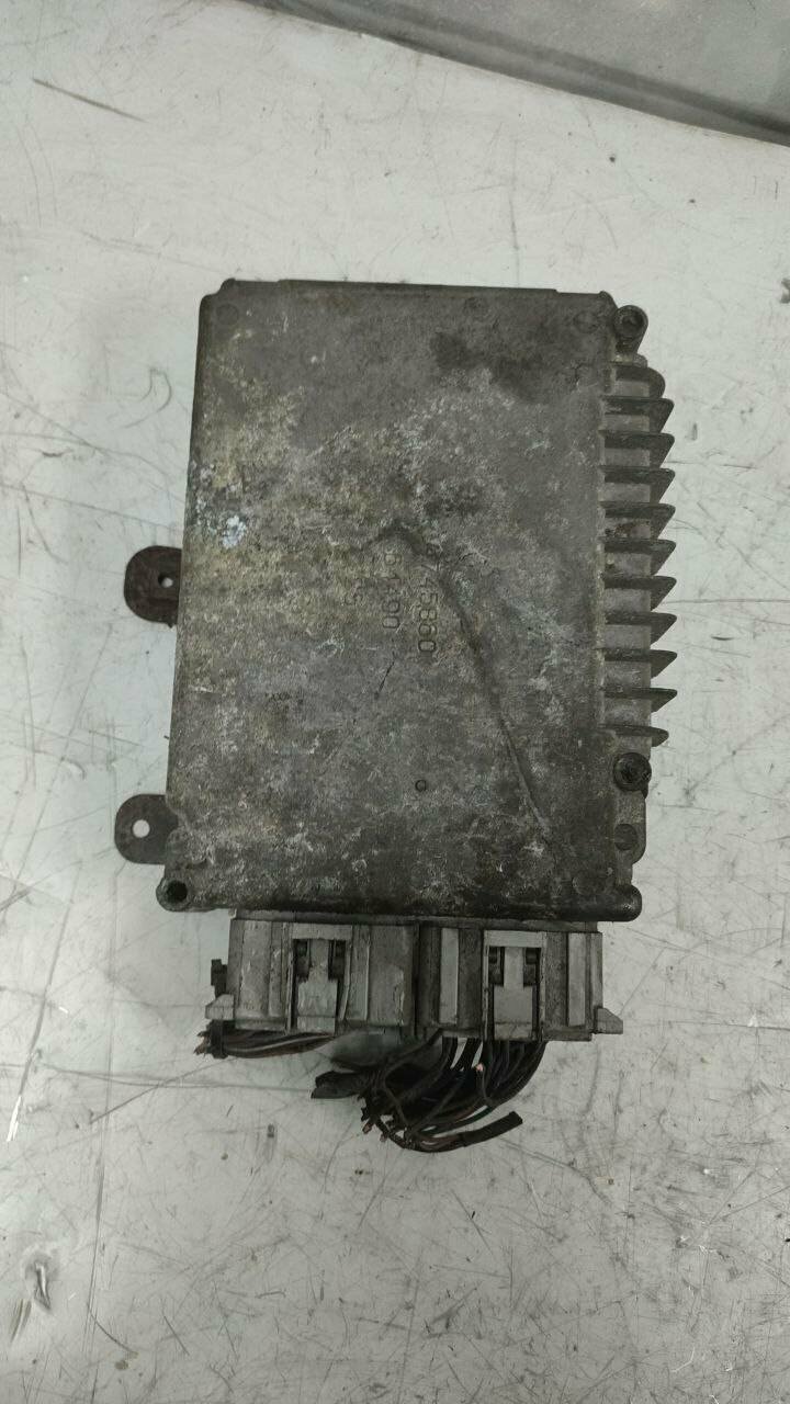 Блок управления двигателем Dodge Caravan 4 (2000 - 2007) 04727423AF