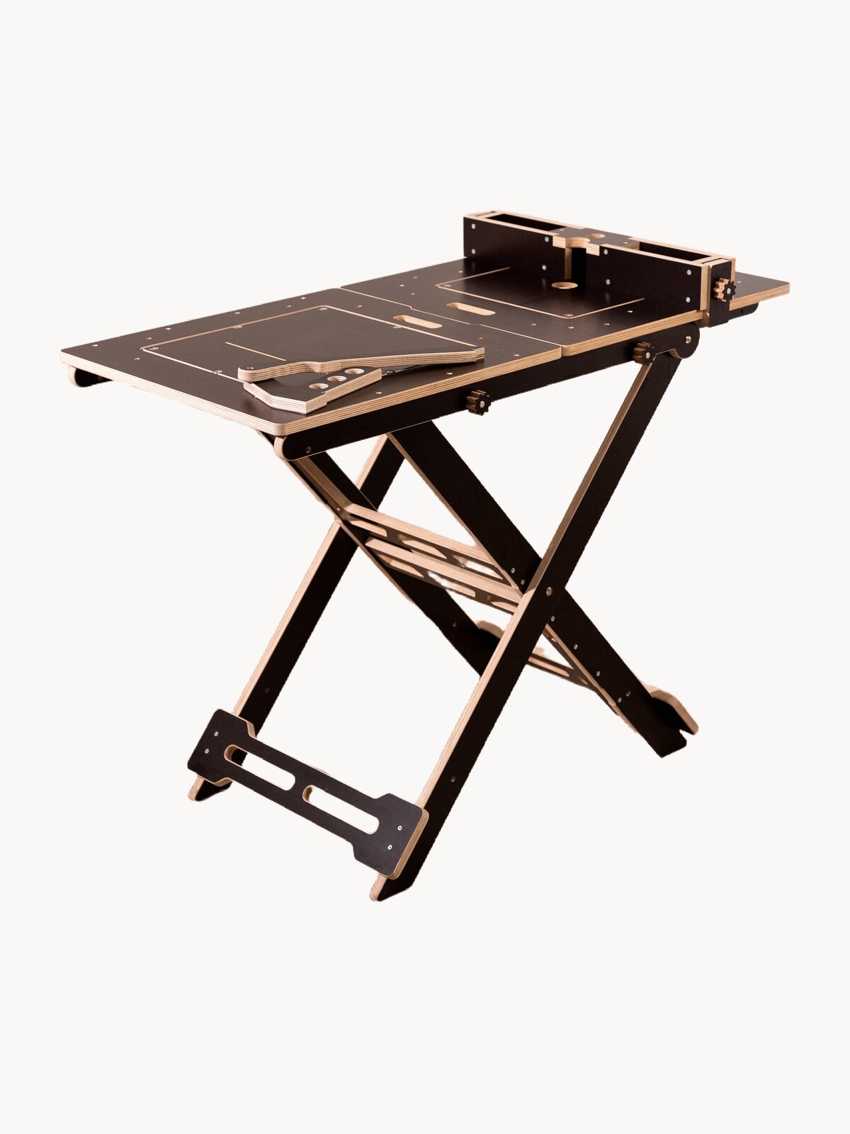 Верстак складной универсальный под фрезер и циркулярную пилу, Titan Base