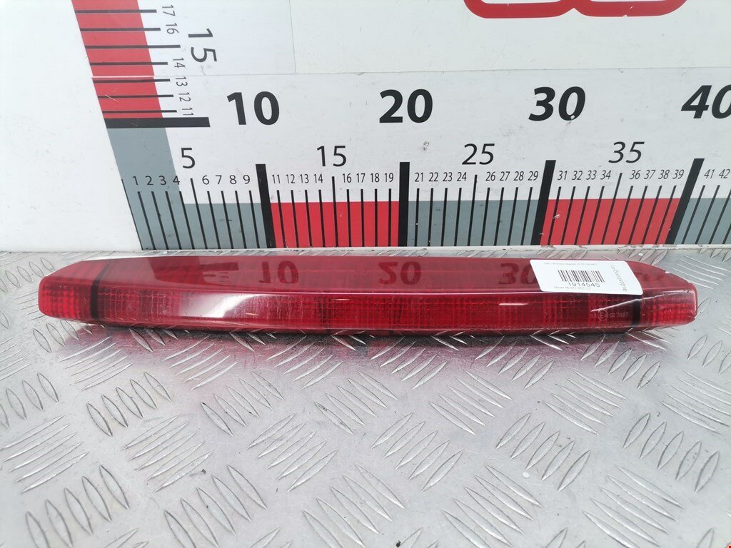 Фонарь дополнительный тормозной (стоп-сигнал) Nissan Murano (Z50) 26590CA00A арт. 1914546