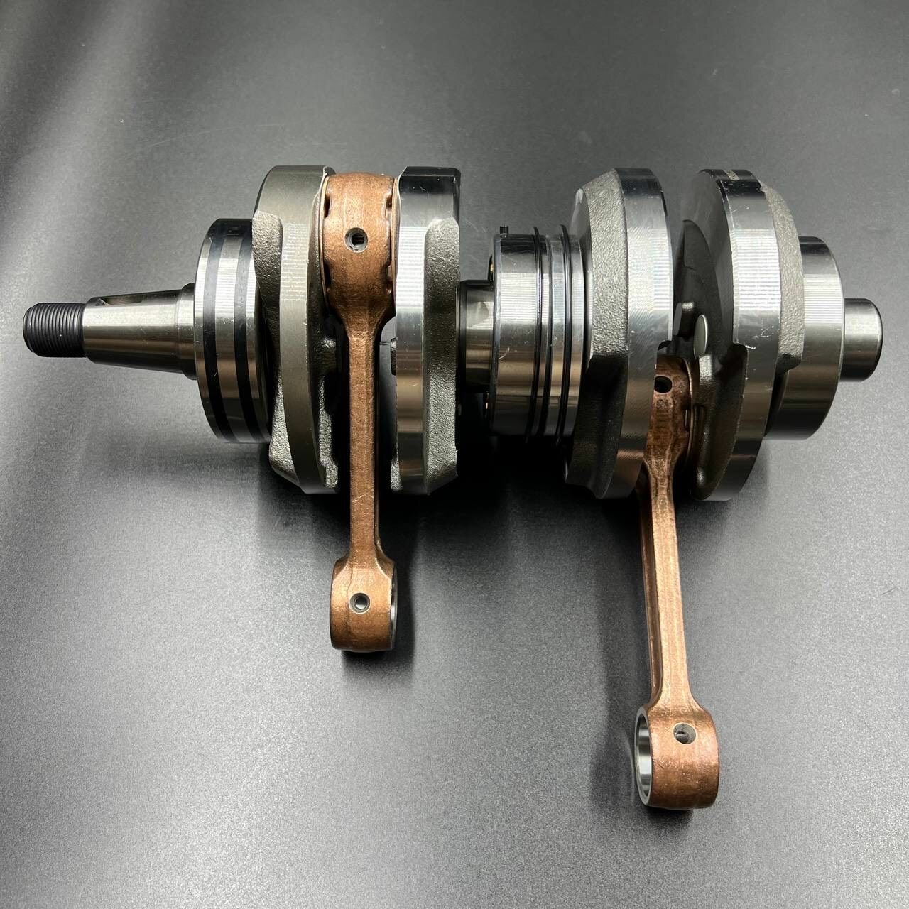 Коленчатый вал Yamaha 40X (YUELANG) OEM номера: 66T-11400-01; 66T1140001