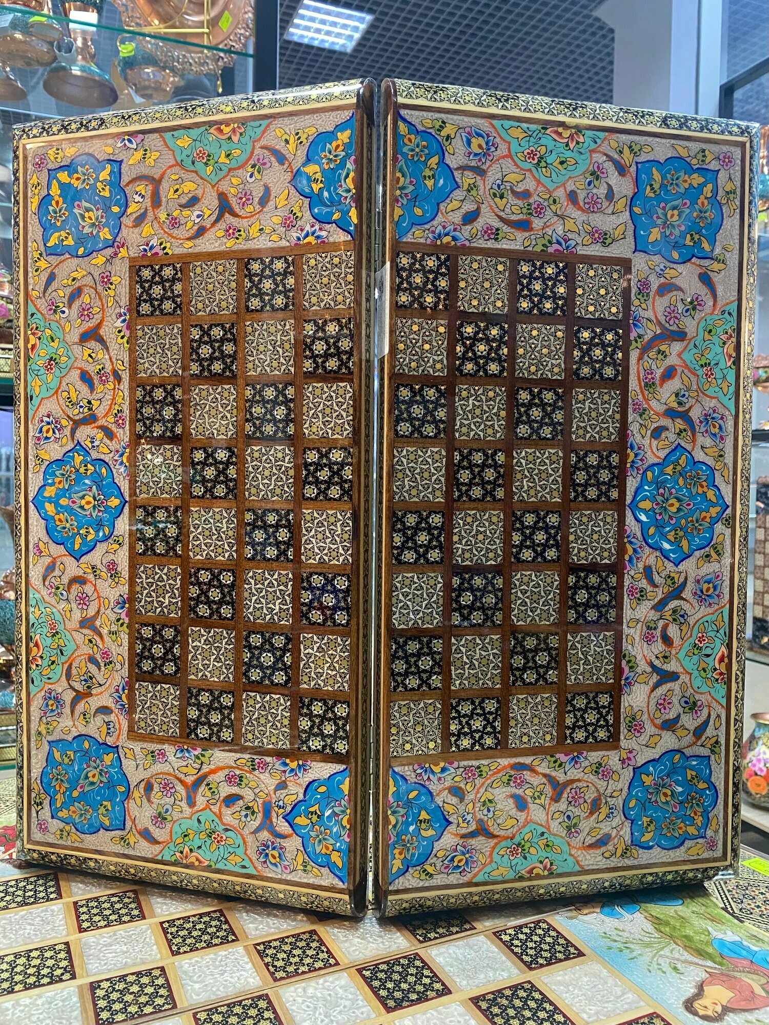 Шахматы-нарды Персидский базар "Хатам" Иран, ручная работа, с миниатюрами, деревянная инкрустация из натуральных материалов