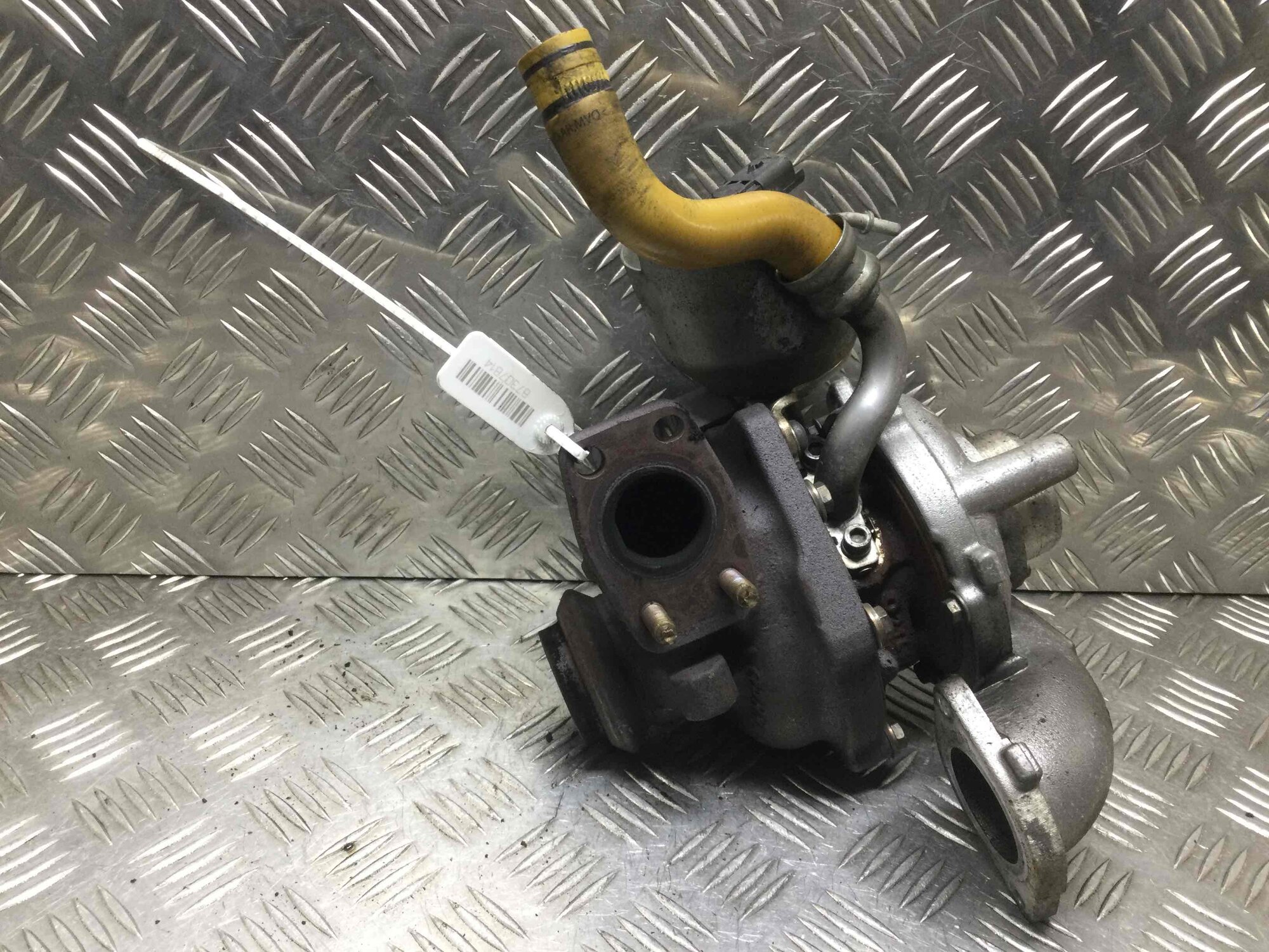 Б/У Турбина Peugeot Partner 2 поколение (2008-2012) 2010 г.