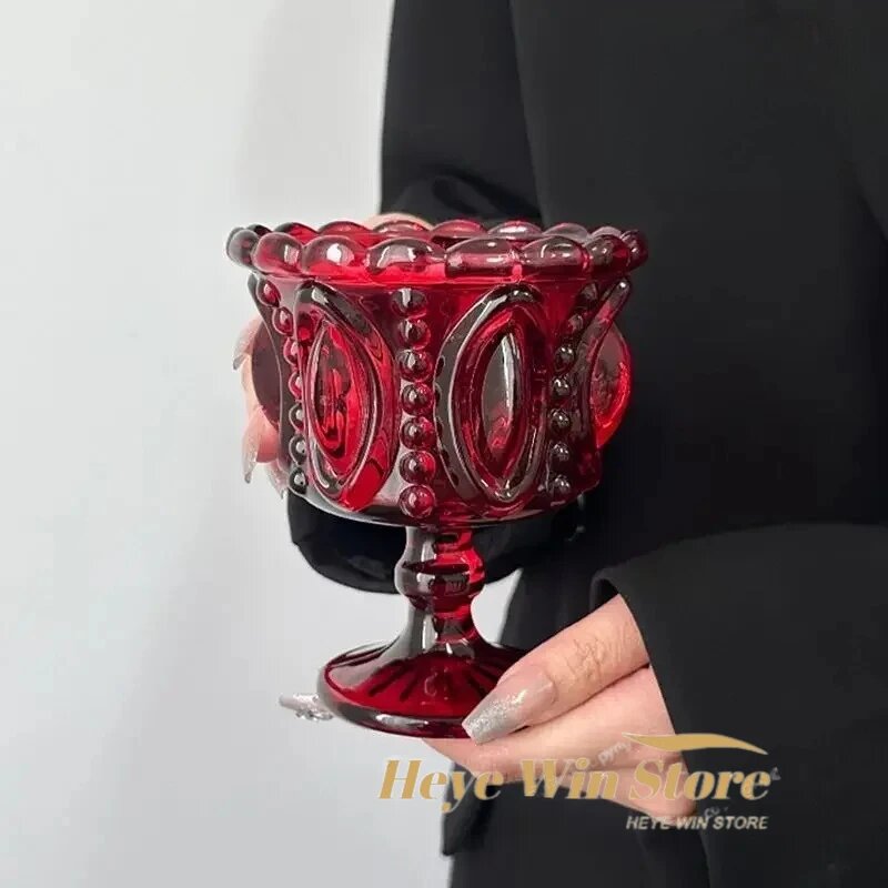 Винтажная красная хрустальная чаша для мороженого A