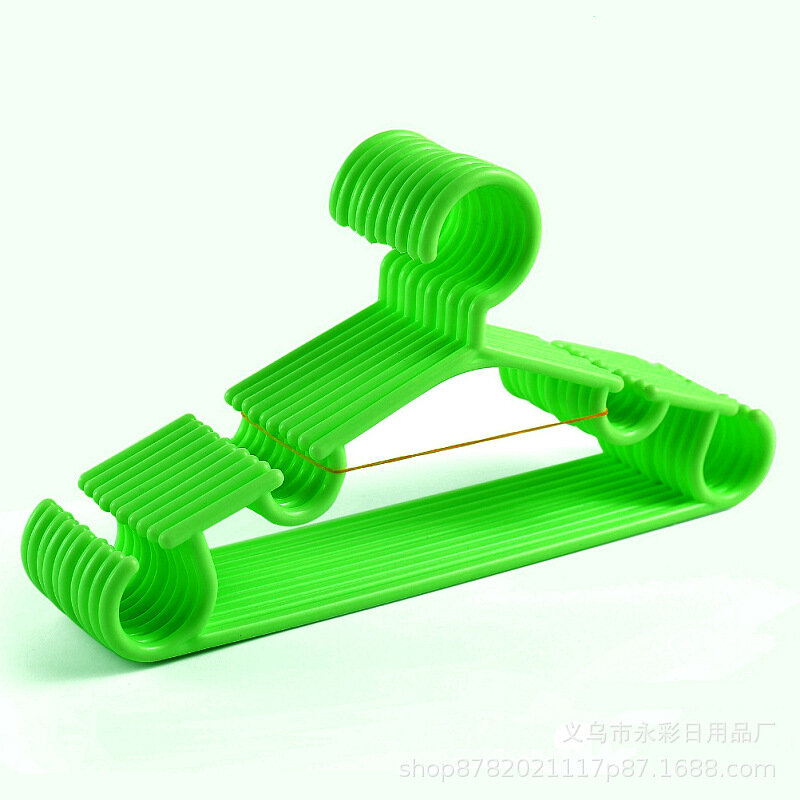 Детская пластиковая вешалка с нескользящим покрытием, зеленый цвет, 27 см длина для мокрого и сухого белья, легкая