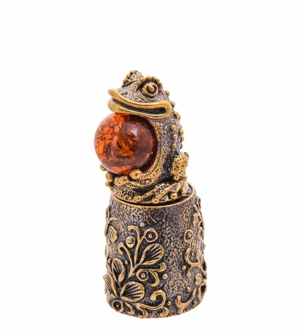 Наперсток из янтаря и латуни "Лягушка" A2180256 Народные промыслы, Латунь, янтарь