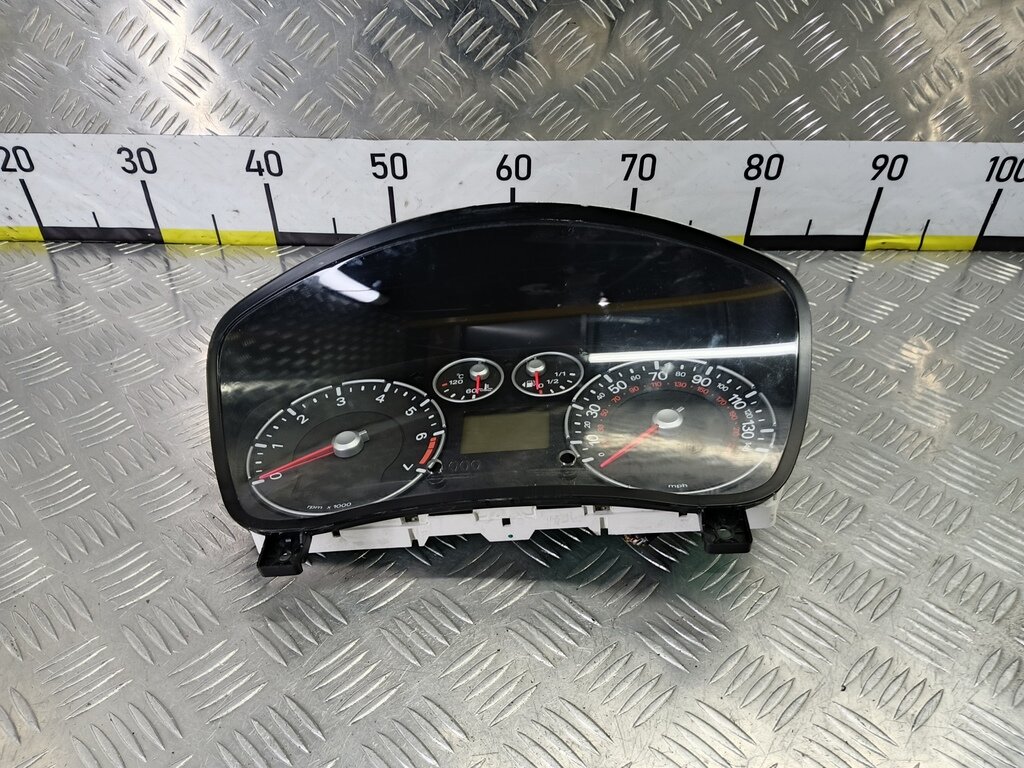 Панель приборов Б/У для FORD Fusion I рестайлинг (2005—2012) 1702220