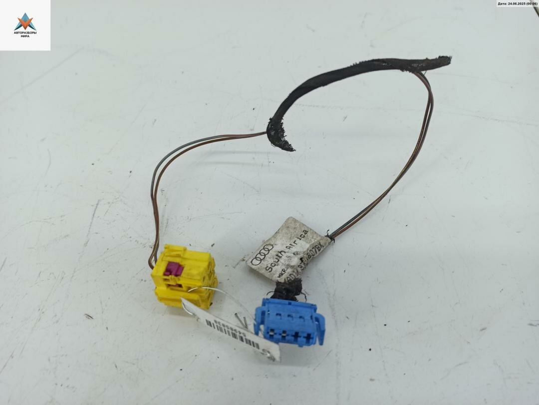 Дверная проводка Audi A4 B5 рест. 1999 8D1971807BK