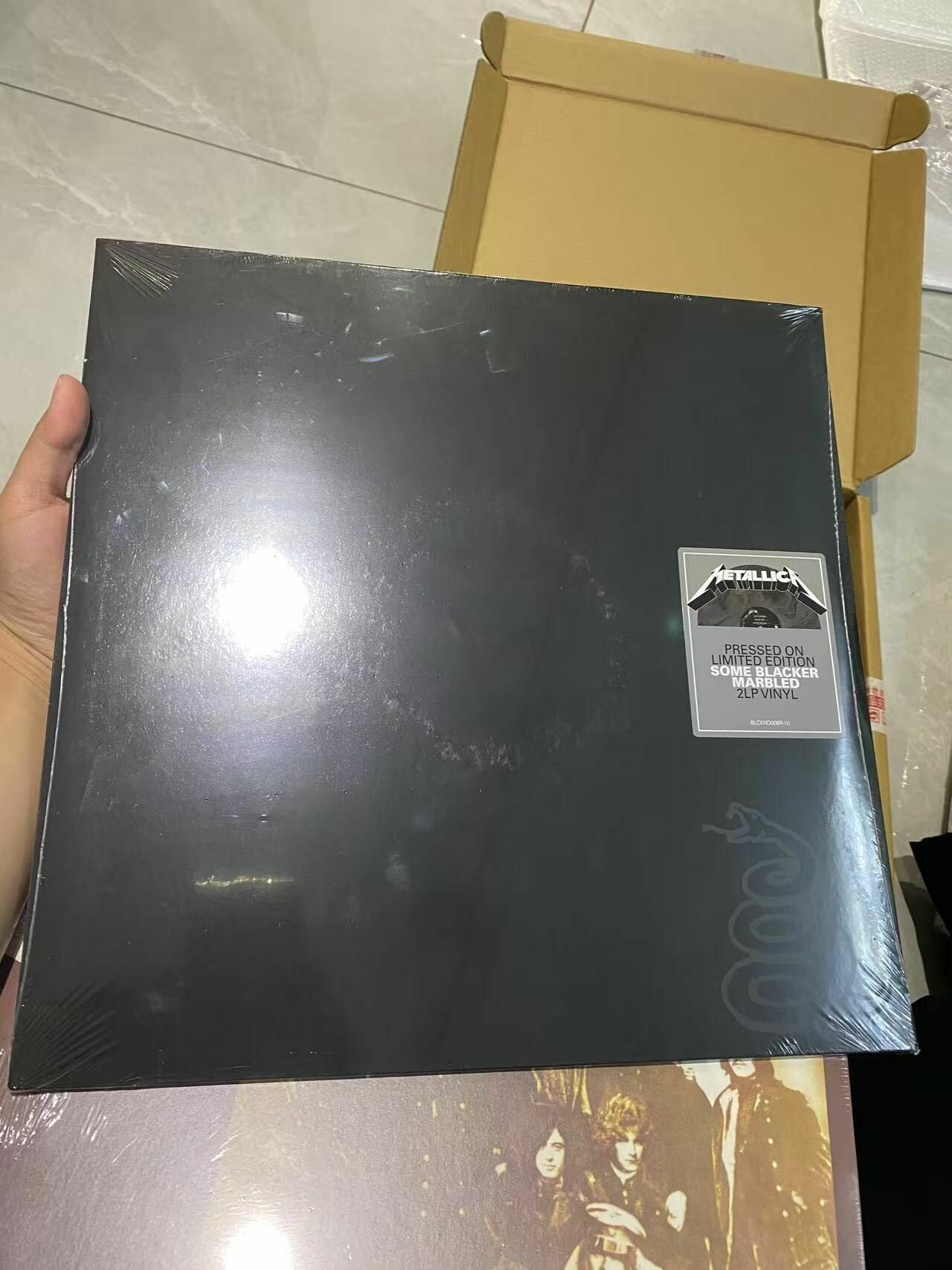 Виниловая пластинка Metallica - Metallica (remastered) (180g) (2 LP)Smoky color glue
