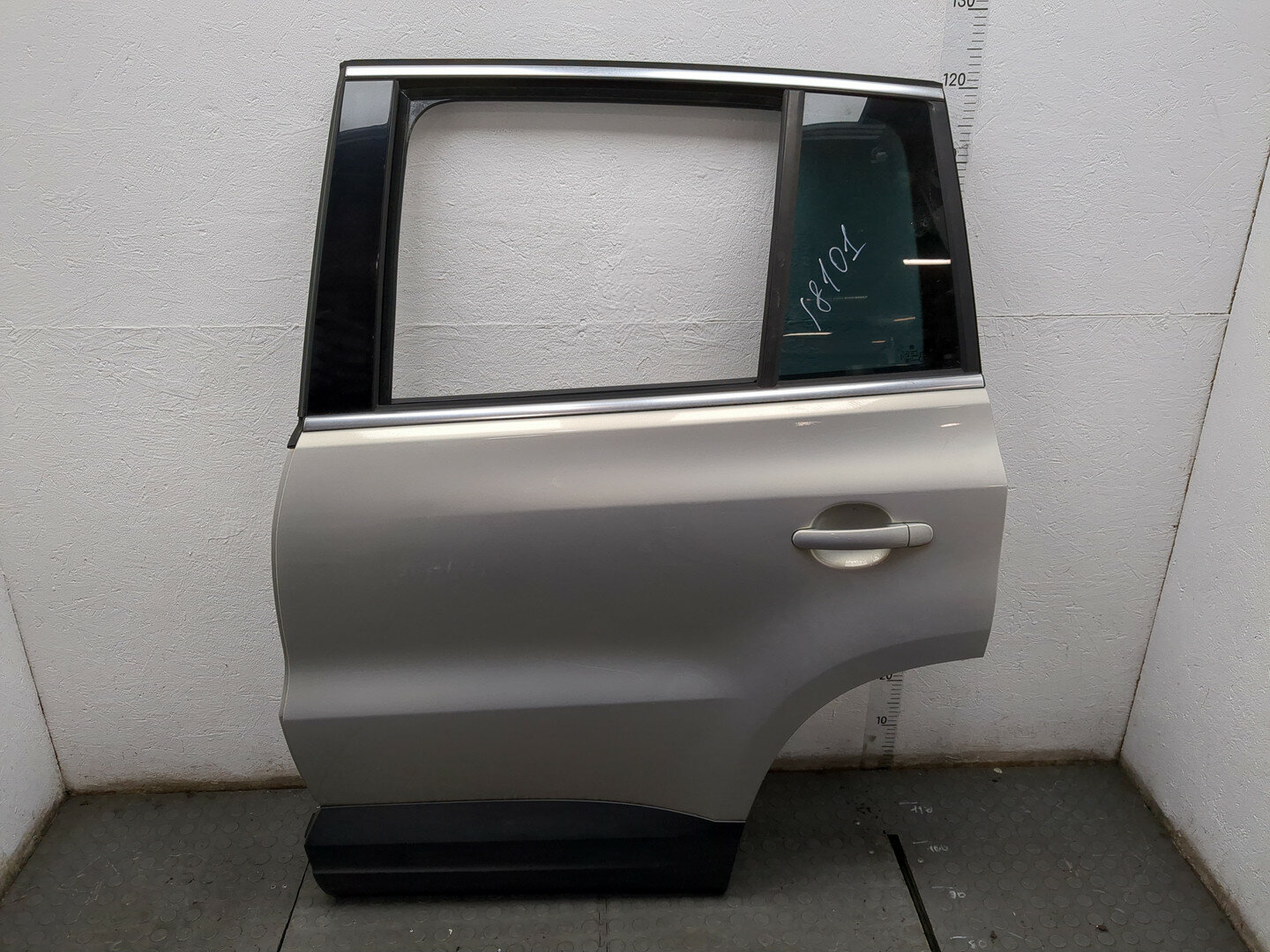 Дверь боковая (легковая) левая задняя Volkswagen Tiguan Б/У