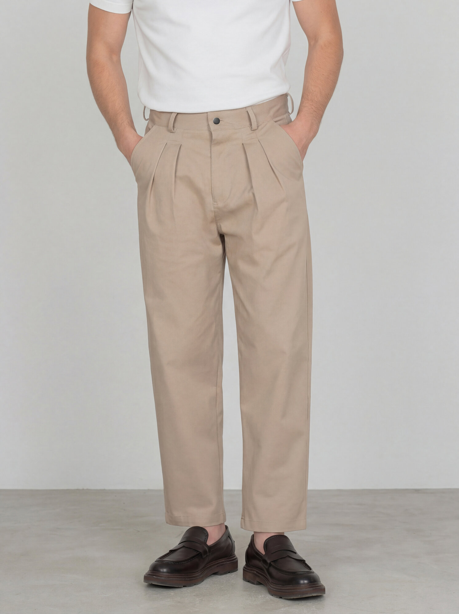 Брюки чинос