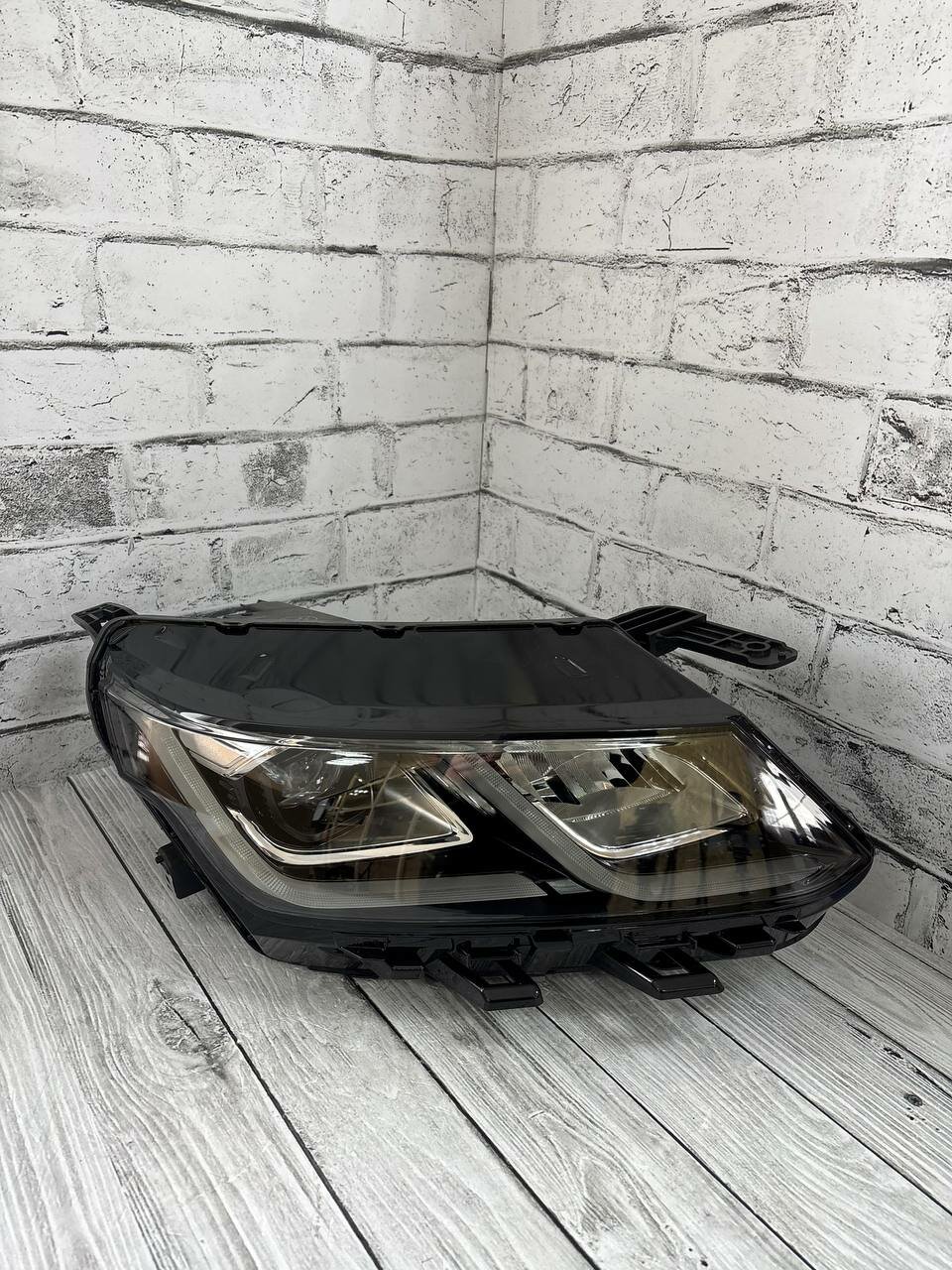 Правая фара Geely Coolray LED , SX11