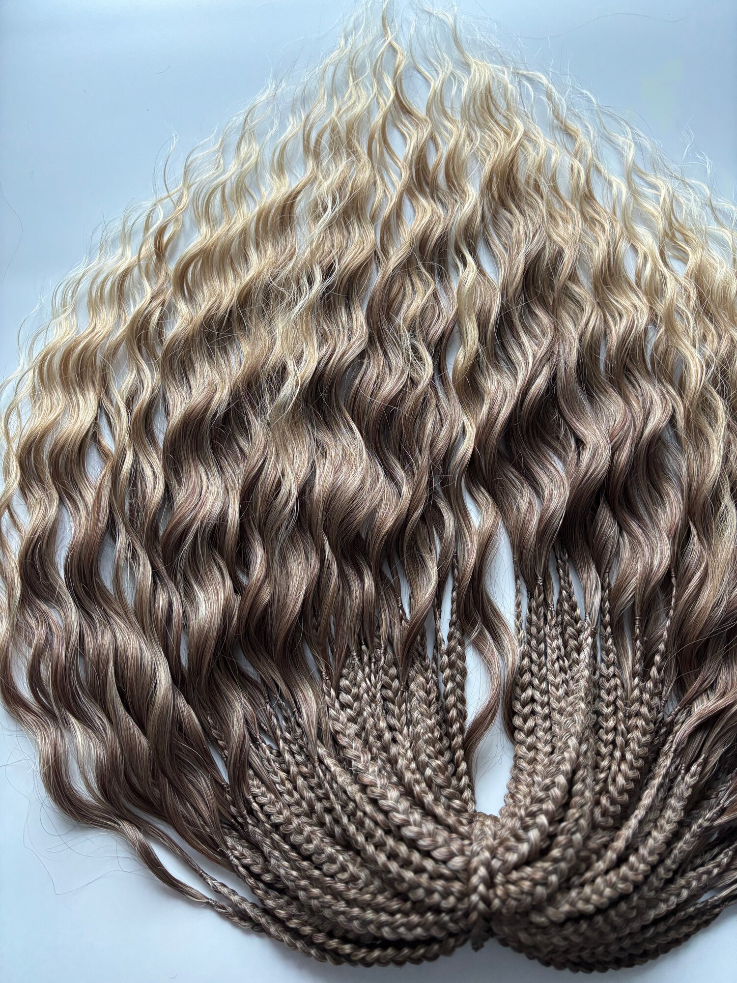 Комплект ажурных ДЕ кос с локонами