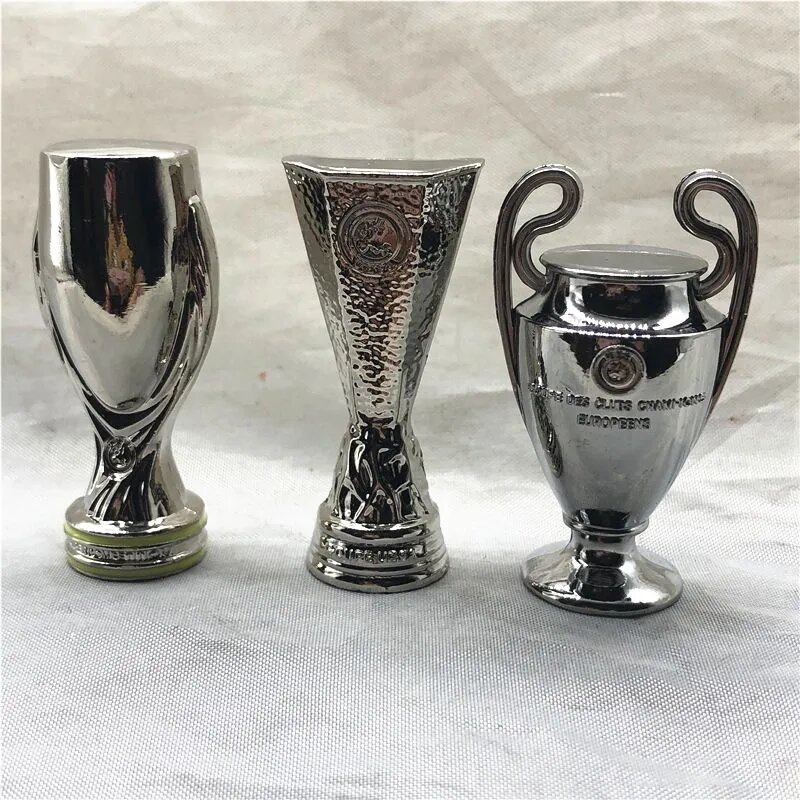 Soccerwe Коллекционная металлическая кукла 4.5cm Трофей Лиги Чемпионов УЕФА коллекционная модель