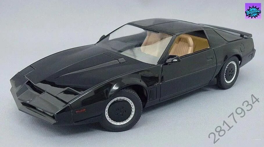 Сборная модель автомобиля K.I.T.T. Knight Rider Season One KR-01 масштаб 1:24 для сборки — фото 1