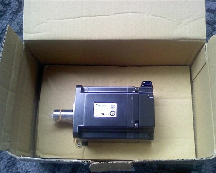 Модуль YASKAWA AC SERVO MOTOR SGMAV-08ADA21 ORIGINAL