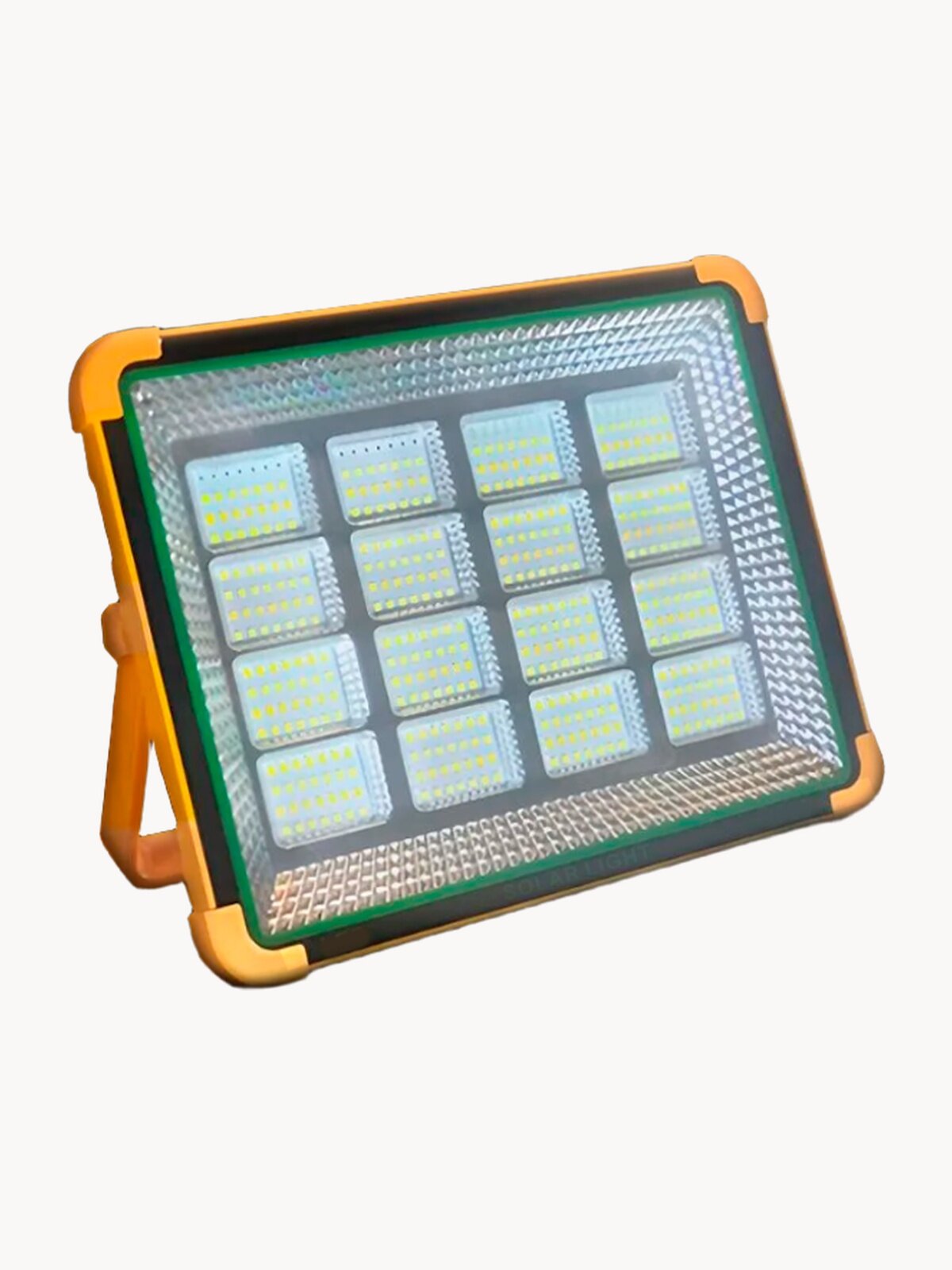 Мощный кемпинговый фонарь с солнечной батареей и функцией повербанка