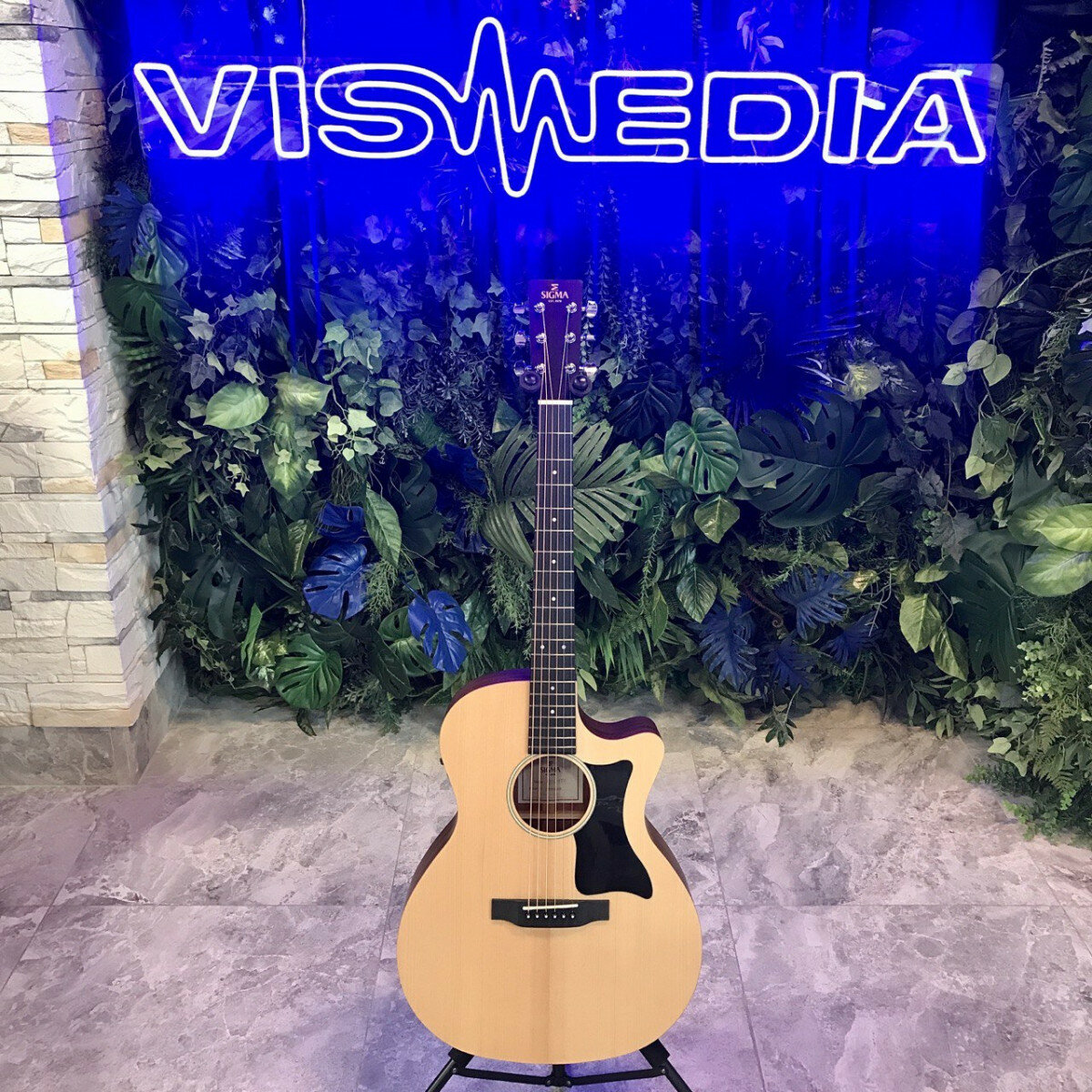 Электроакустическая гитара Sigma GMC-STE