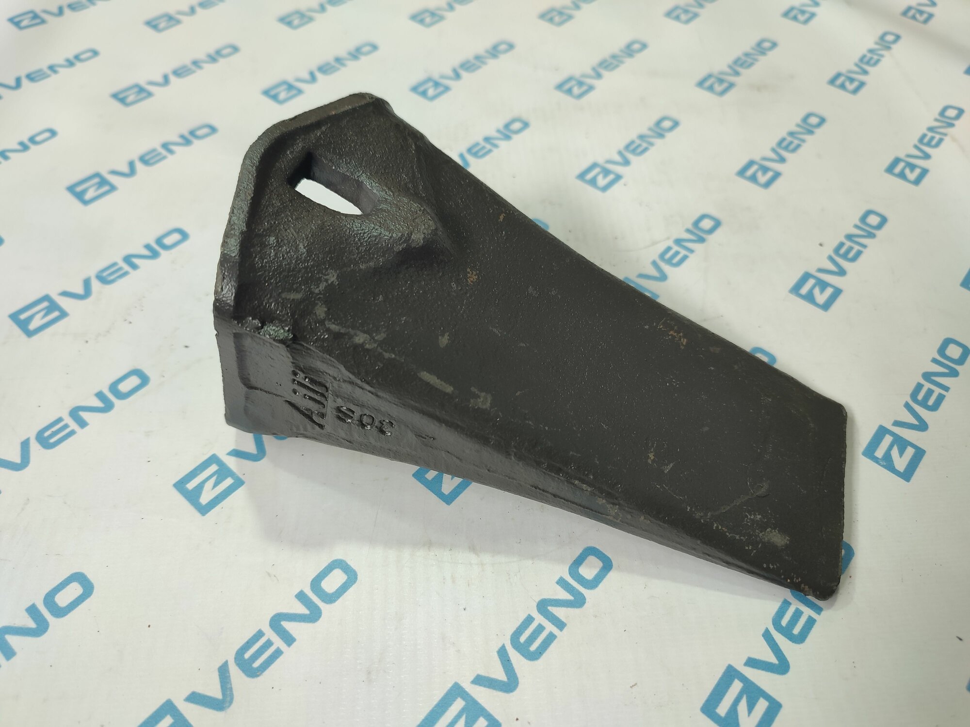 Коронка 30S, 203-70-43150 AILI для экскаватора ESCO Hitachi EX100, 120, 125, 130, 150