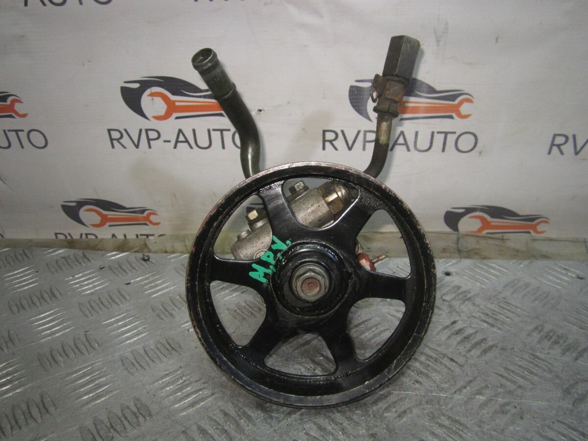 Насос гидроусилителя Mazda MPV 2 LW 3.0 1999-06 LD4732600B