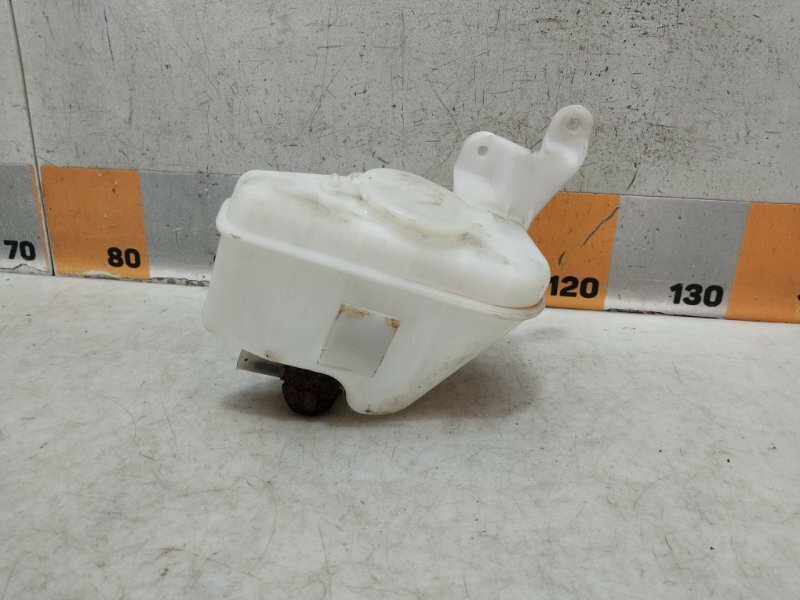 Б/У Бачок омывателя лобового стекла Mazda 323 1997 5, BA 432162 MAZDA арт. B01D67480A