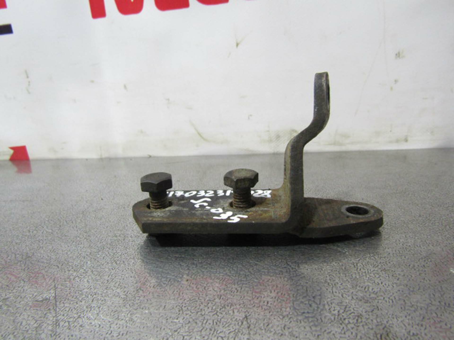 Кронштейн кулисы КПП SCANIA P, R, G