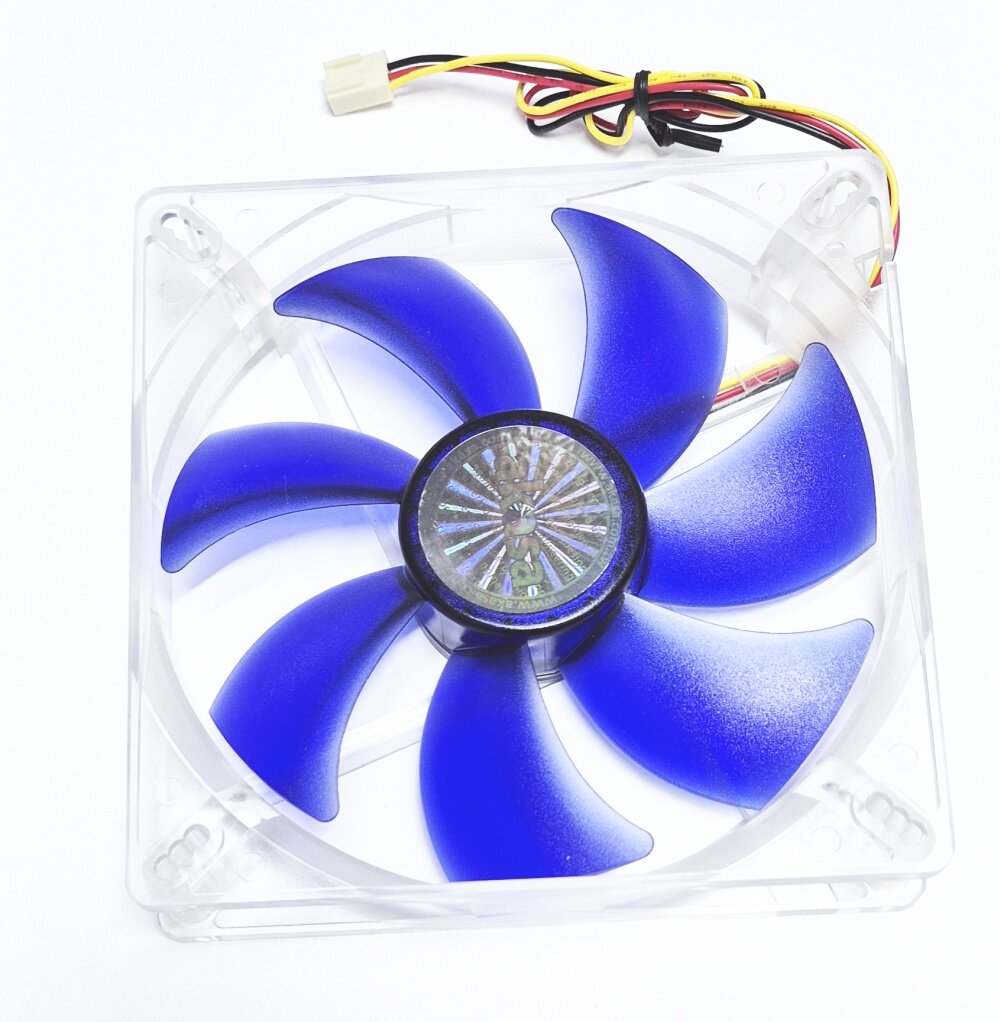 Вентилятор 140x140x25 Akasa SILENT COLOUR FAN, 1000rpm, 19.5dB(M), 0.12A, 14/13.5/13, AK-195BL