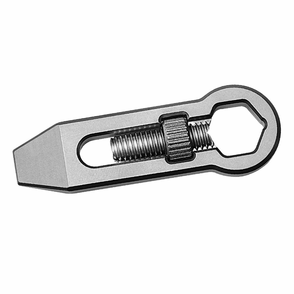 Миниатюрный лом и регулируемый ключ для экстренного ремонта