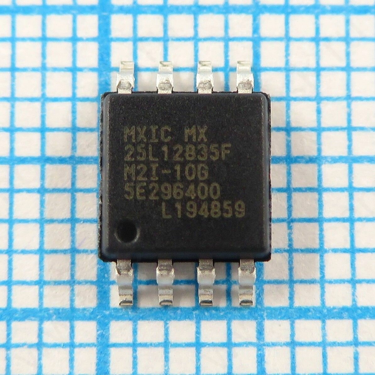 MX25L12835FM2I-10G MX25L12835F - 3V 128M-BIT [x 1/x 2/x 4] CMOS MXSMIO (SERIAL MULTI I/O) FLASH MEMORY
