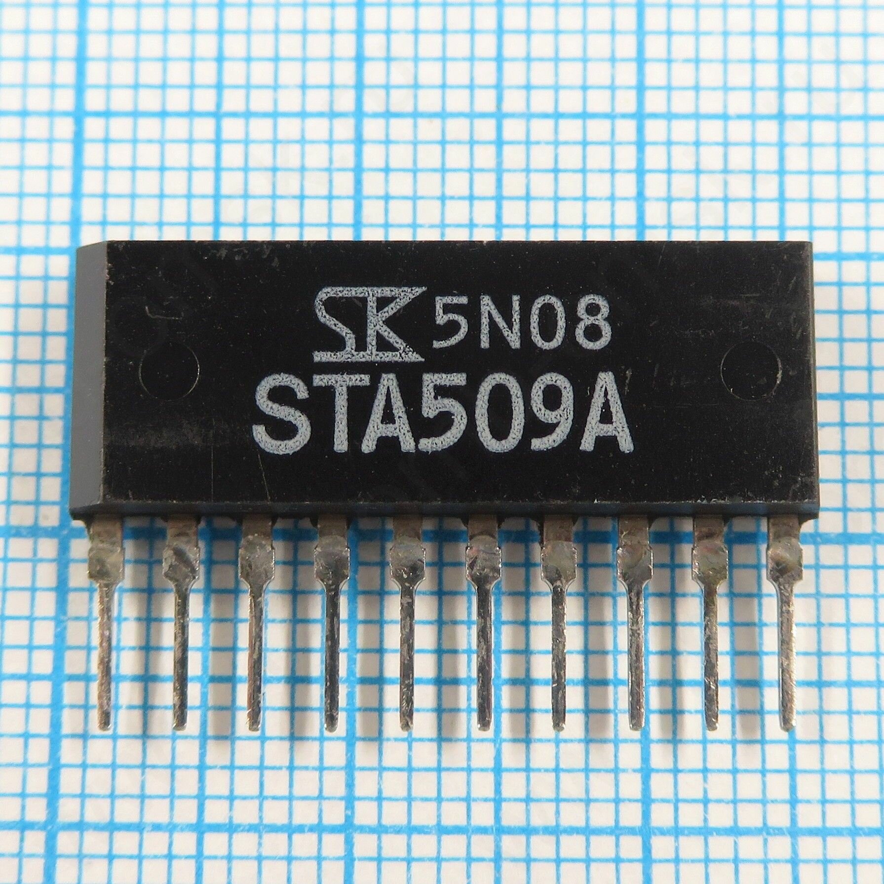 STA509A - Сборка из четырех N-канальных транзисторов