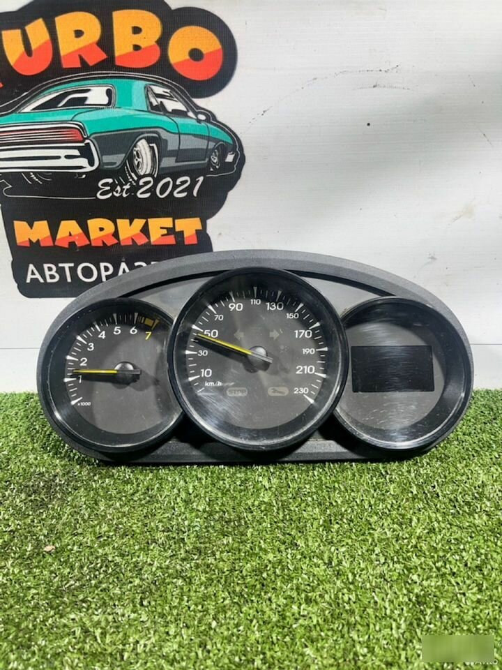 Панель приборов Renault Megane 3 2008-2014