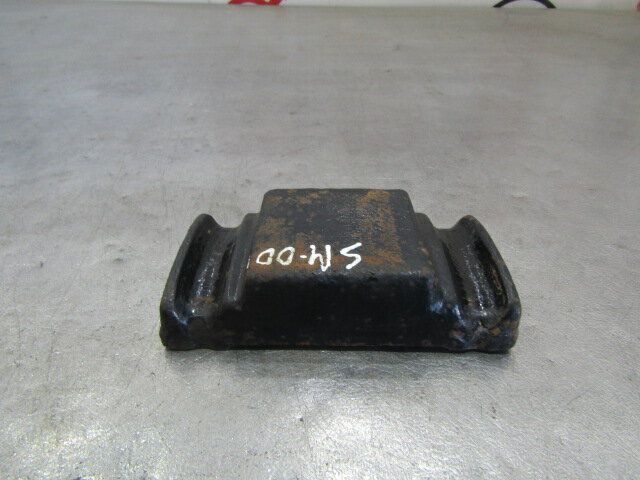 Проставка передней рессоры под стремянки SHACMAN