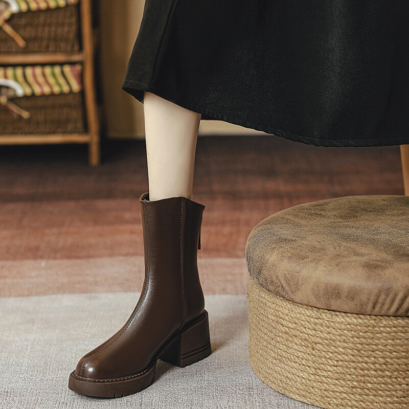 MOOCIE Короткие сапоги на массивном каблуке для женщин, весенние и осенние одинарные сапоги, коричневые ботинки Martin на толстой подошве для женщин, британский стиль, новые женские сапоги 2025 года, сапоги до середины голени для женщин