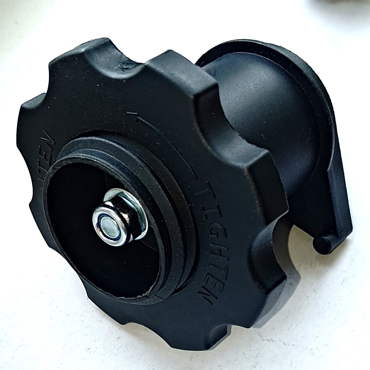 Кассетодержатель HUB 06 устройство тормозное на кассету 1 кг и 5 кг