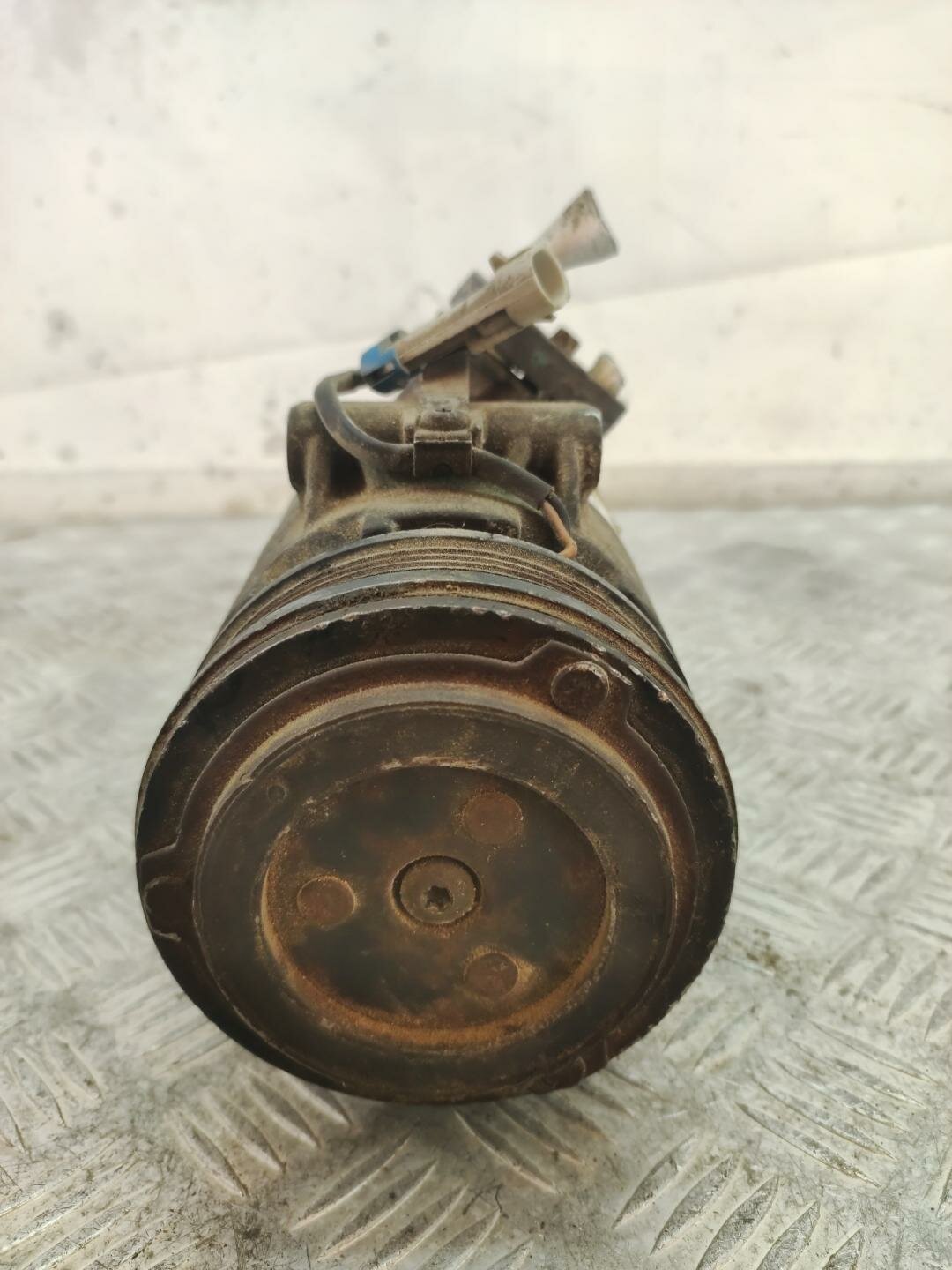 Компрессор кондиционера Opel Zafira A (1999 - 2003) 24464151