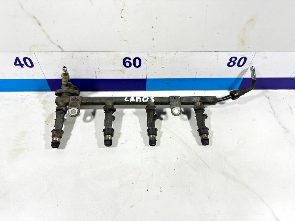 Форсунка топливная Chevrolet Lanos 96334808